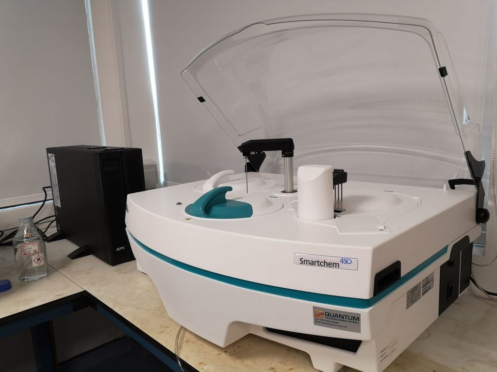 Laboratory Equipment – St John's Island National Marine Laboratory