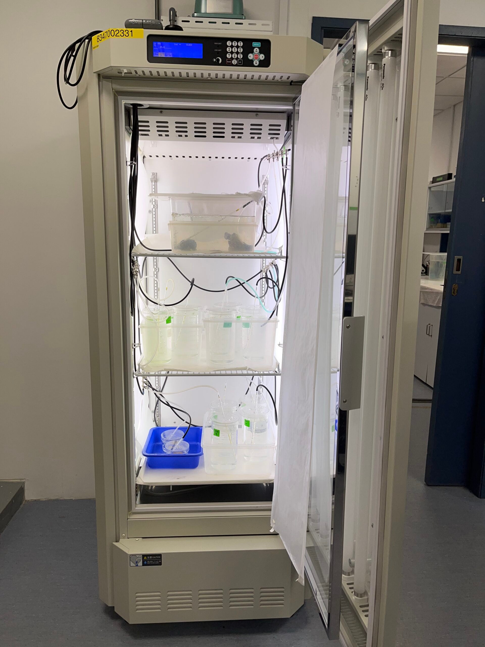 PHCbi MLR-352 Climate Chamber – St John's Island National Marine Laboratory